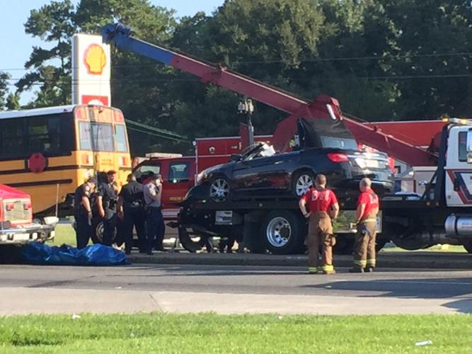 Police: Grosse Tete man killed, toddler critically hurt in crash with ...