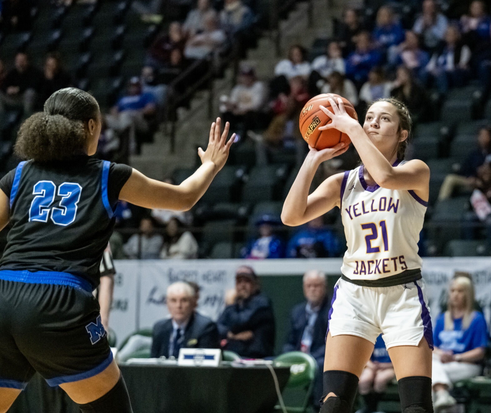 Denham Springs girls beat Mandeville, net DI finals berth | High School ...