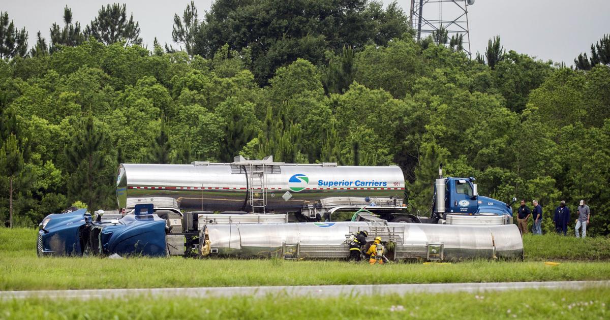 Crash Involving Hazmat Closes Portion Of I 10 East In Scott Lsp