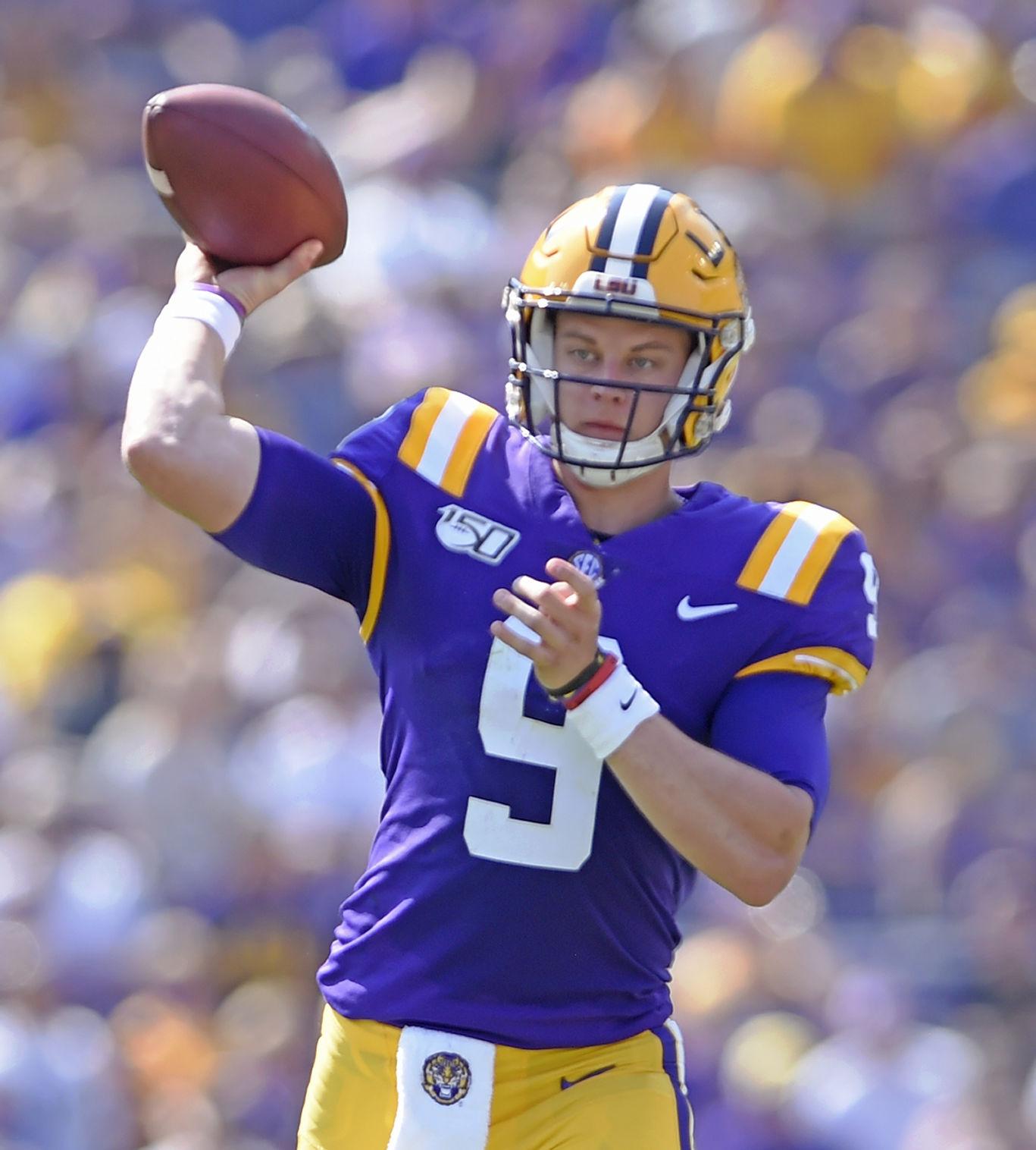 In just 5 games, Joe Burrow closing in on LSU's single-season TD record ...