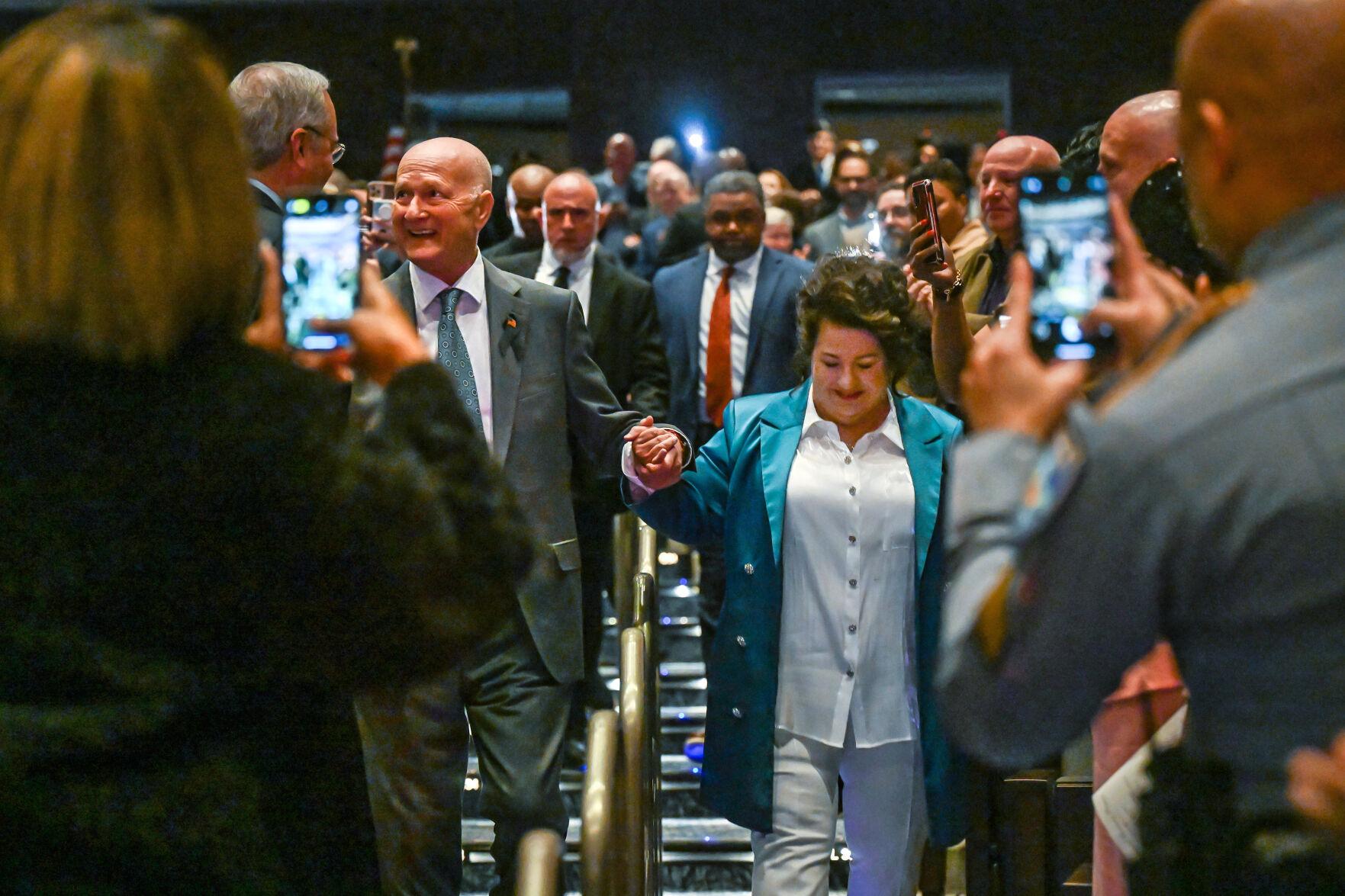 Mayor-President Sid Edwards sworn into office in Baton Rouge | News ...