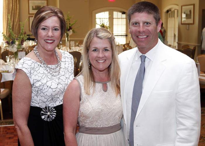 Nell Nolan: Twilight Touts | Nell Nolan | theadvocate.com