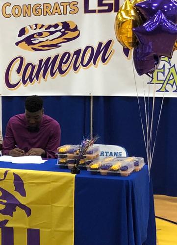 East Ascension High tackle signs to play football with LSU Tigers ...