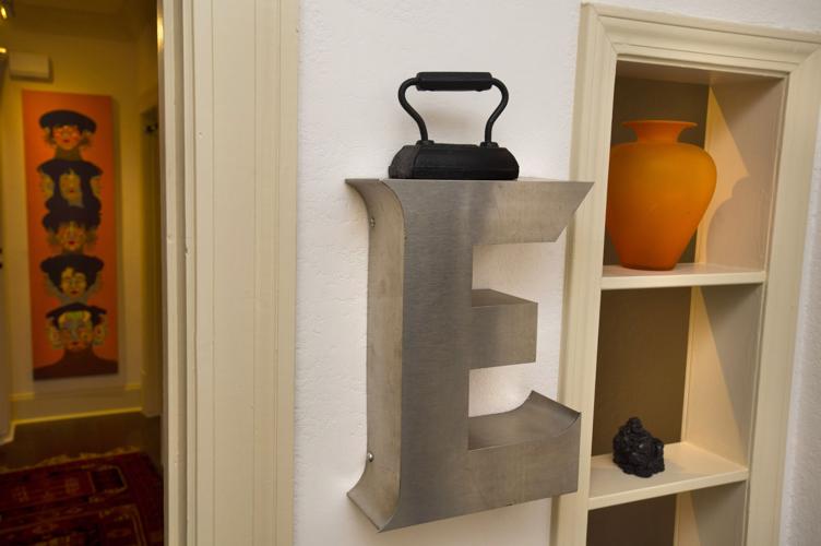 Modern-art display gives Fred Dent's Garden District home a dose of ...