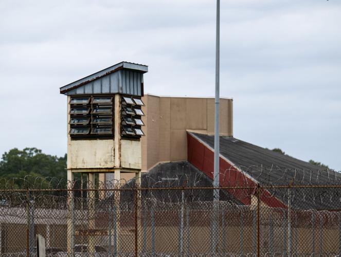 Costs mount to keep Baton Rouge's decaying jail operational | Baton ...