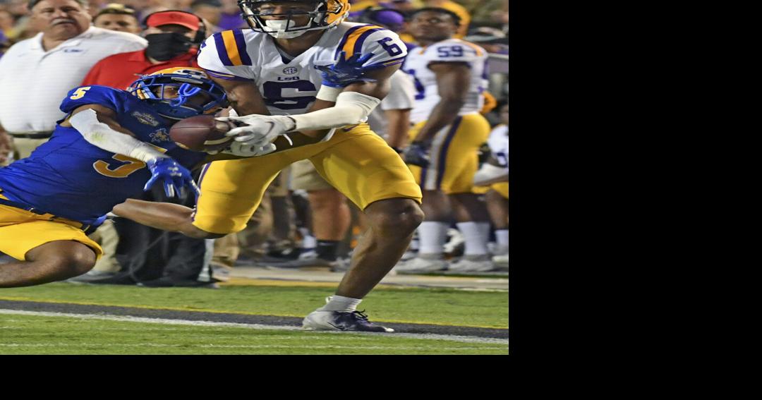 Watch a Central Michigan defensive back get 'Mossed' by LSU's Deion ...