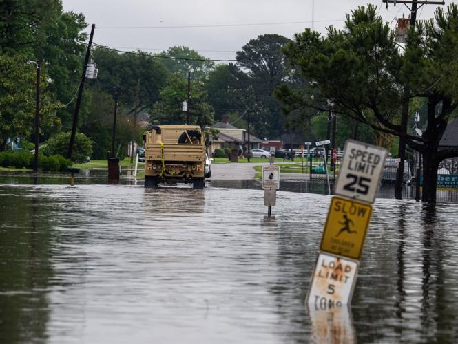 Knee-deep flooding in Addis triggers rescue operation | Weather/Traffic ...