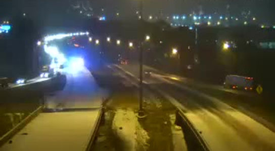 Video shows snow, photos show ice accumulating on I-10 as winter ...