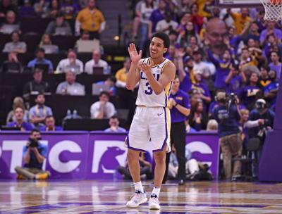 Watch acrobatic game-winning Tremont Waters layup; LSU holds off ...