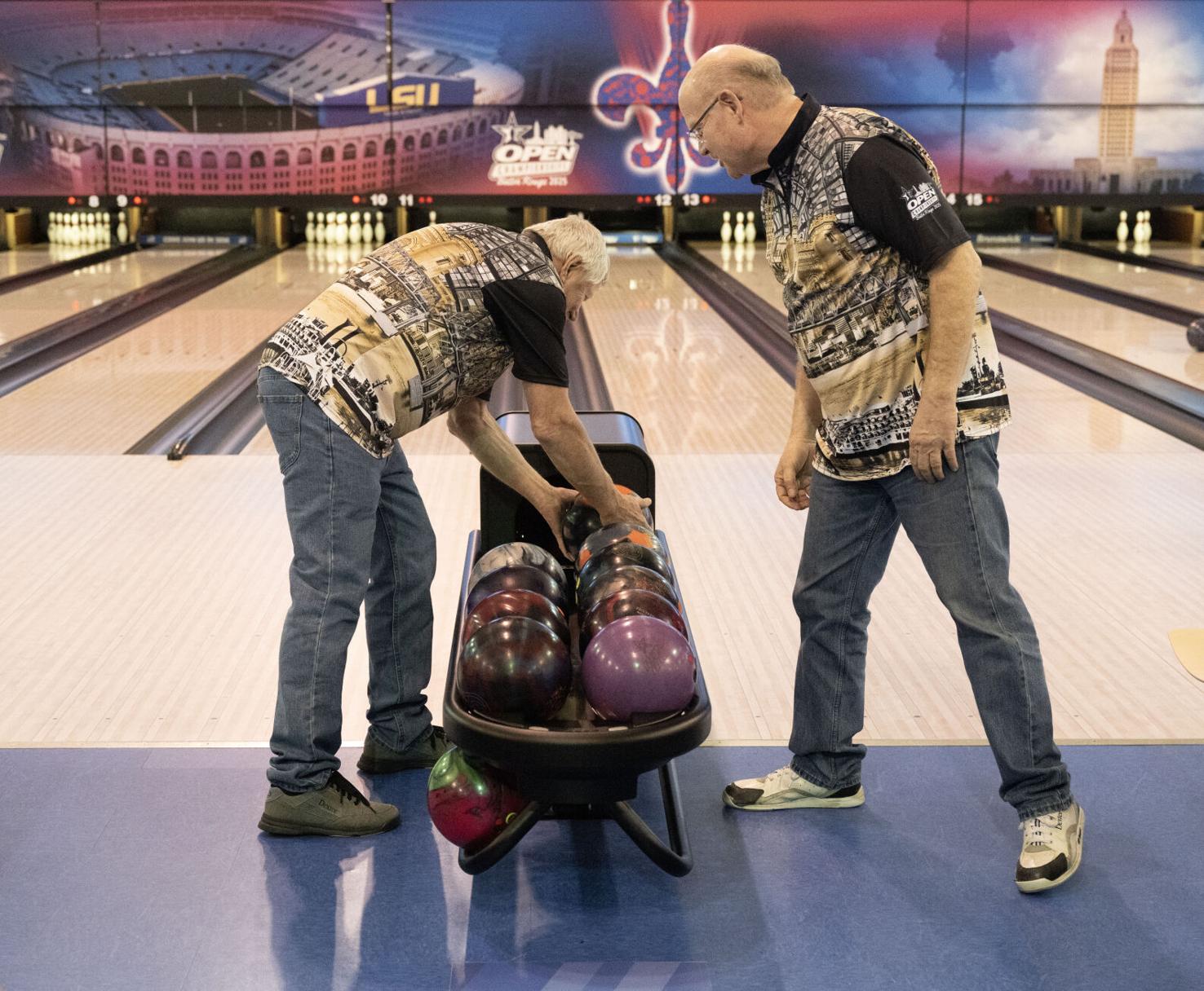 Bowlers from all over to Baton Rouge to compete in tourney ...