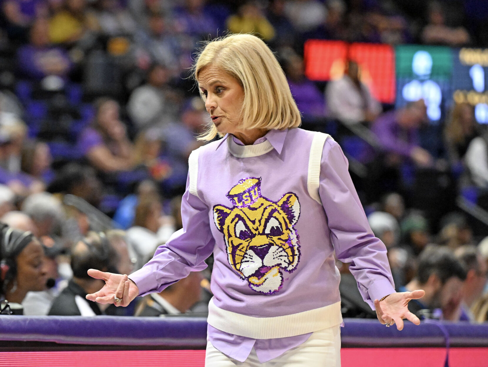 Kim Mulkey jokes about LSU football and Lane Kiffin report | LSU ...
