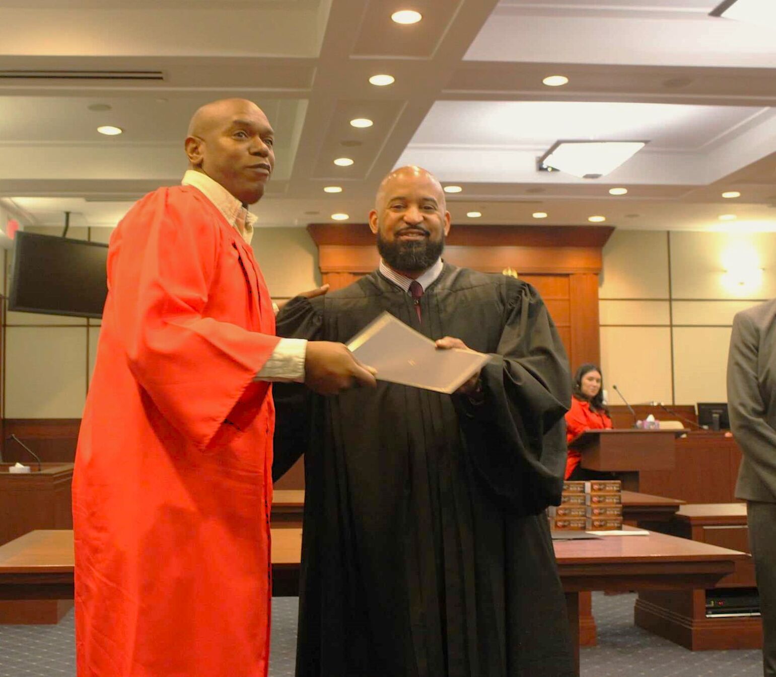 14 recovering addicts graduate from Baton Rouge drug court | Courts ...