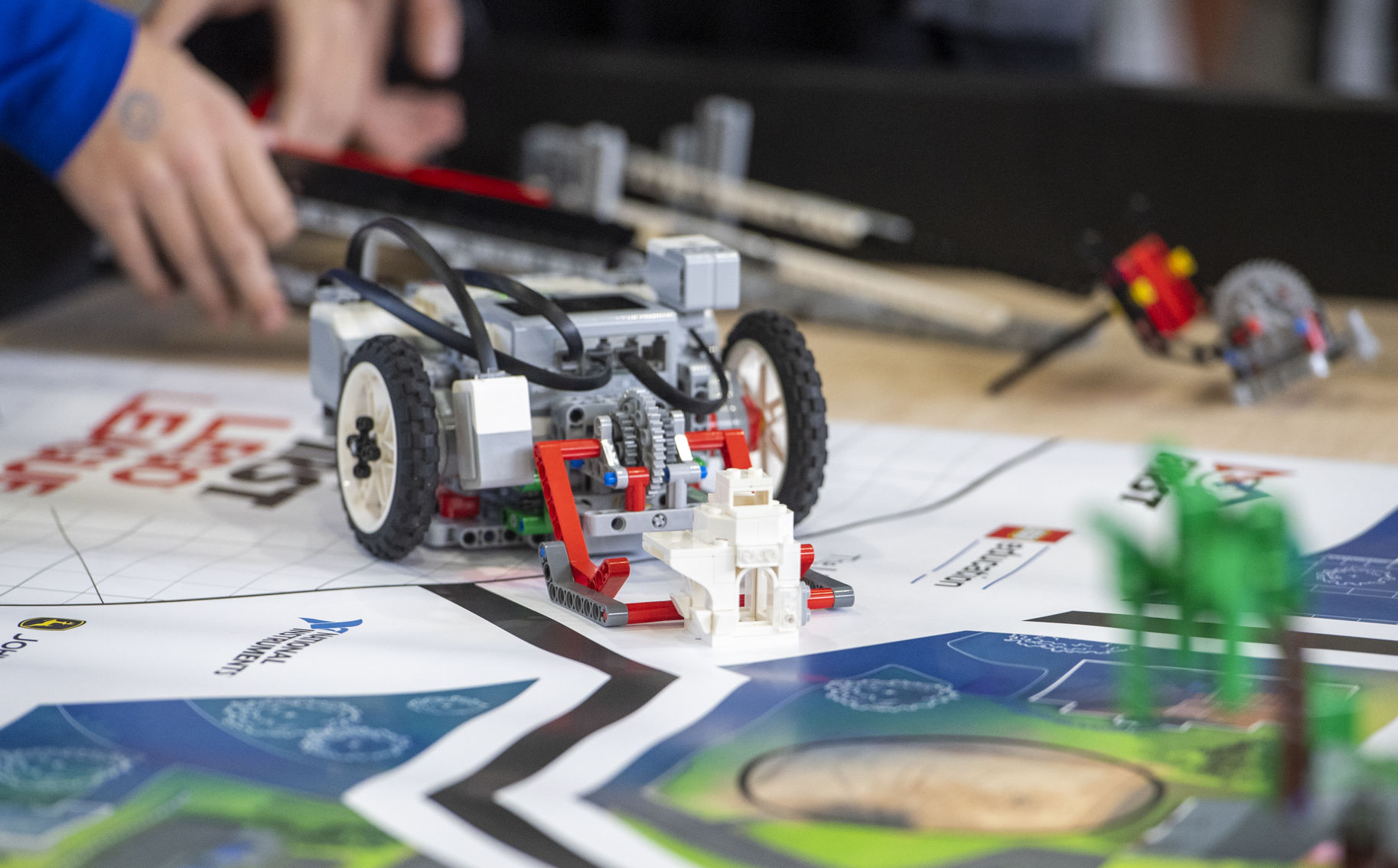 PHOTOS: FIRST® LEGO® LEAGUE QUALIFYING ROBOTICS TOURNAMENT | Photos ...