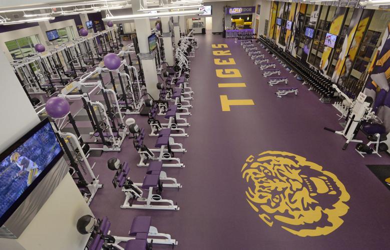 Take a tour inside LSU football's new, $2.5 million weight room ...