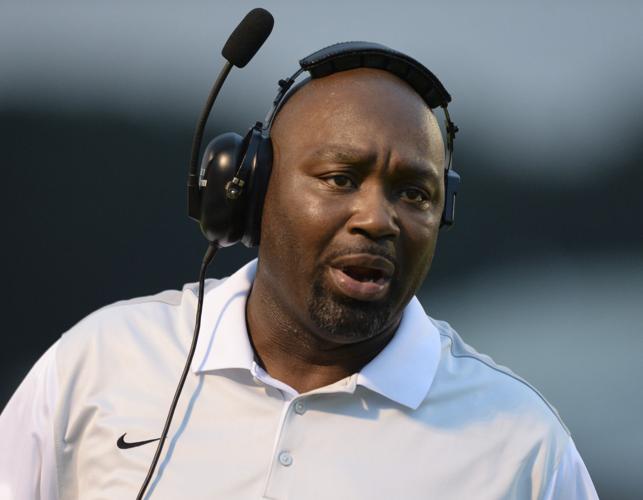 Photos: Riverside and Southern Lab travel to Walker for Thursday night ...