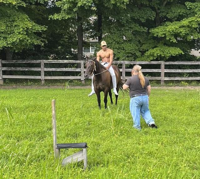 La. actor KC Simms spends summer acting in Ohio mountains ...