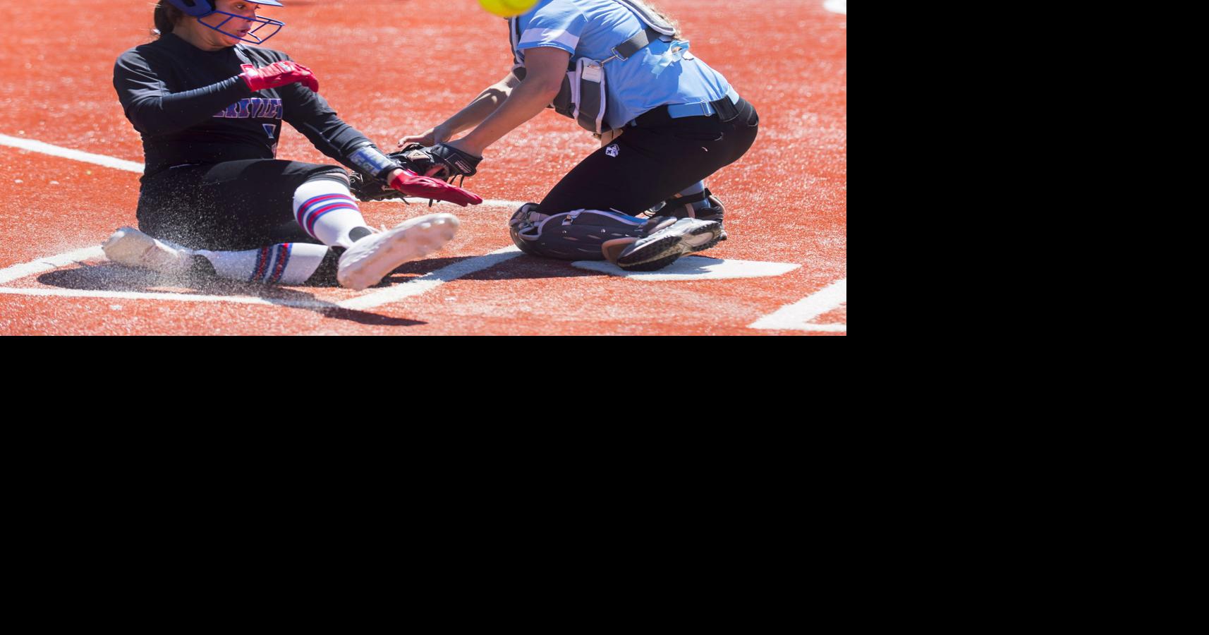 Kassie Salling strikes out 15 in Eagles' Division II softball playoff ...