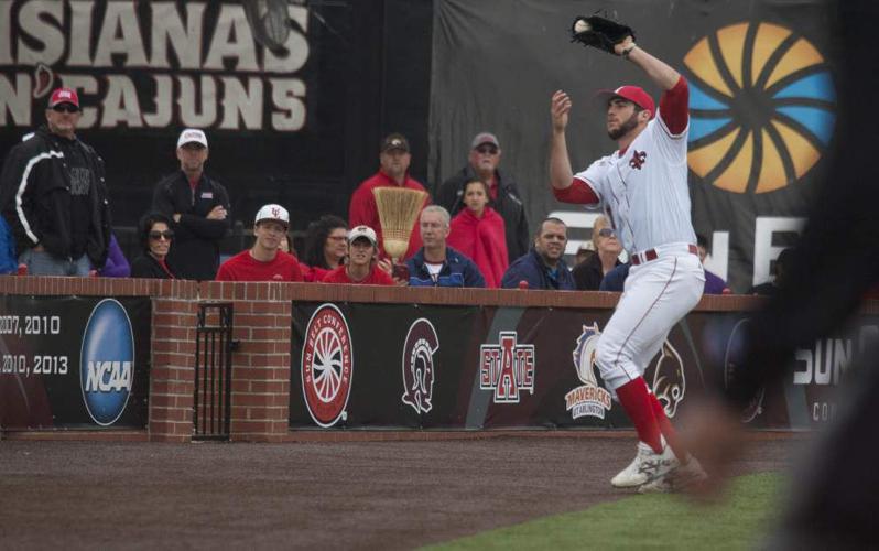 Ragin’ Cajuns baseball team erupts early, thumps Georgia State | UL ...