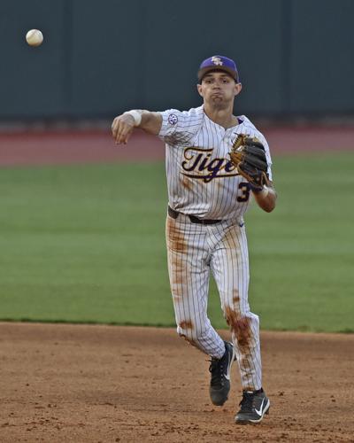 'Cool experience': Seniors bask in moment as LSU gets emotional victory ...