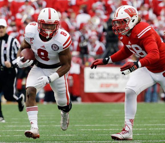 Wisconsin tailback Melvin Gordon breaks single-game rushing record ...