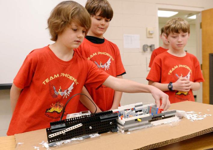 Six middle school science-savvy kids to bring their robot to First Lego ...