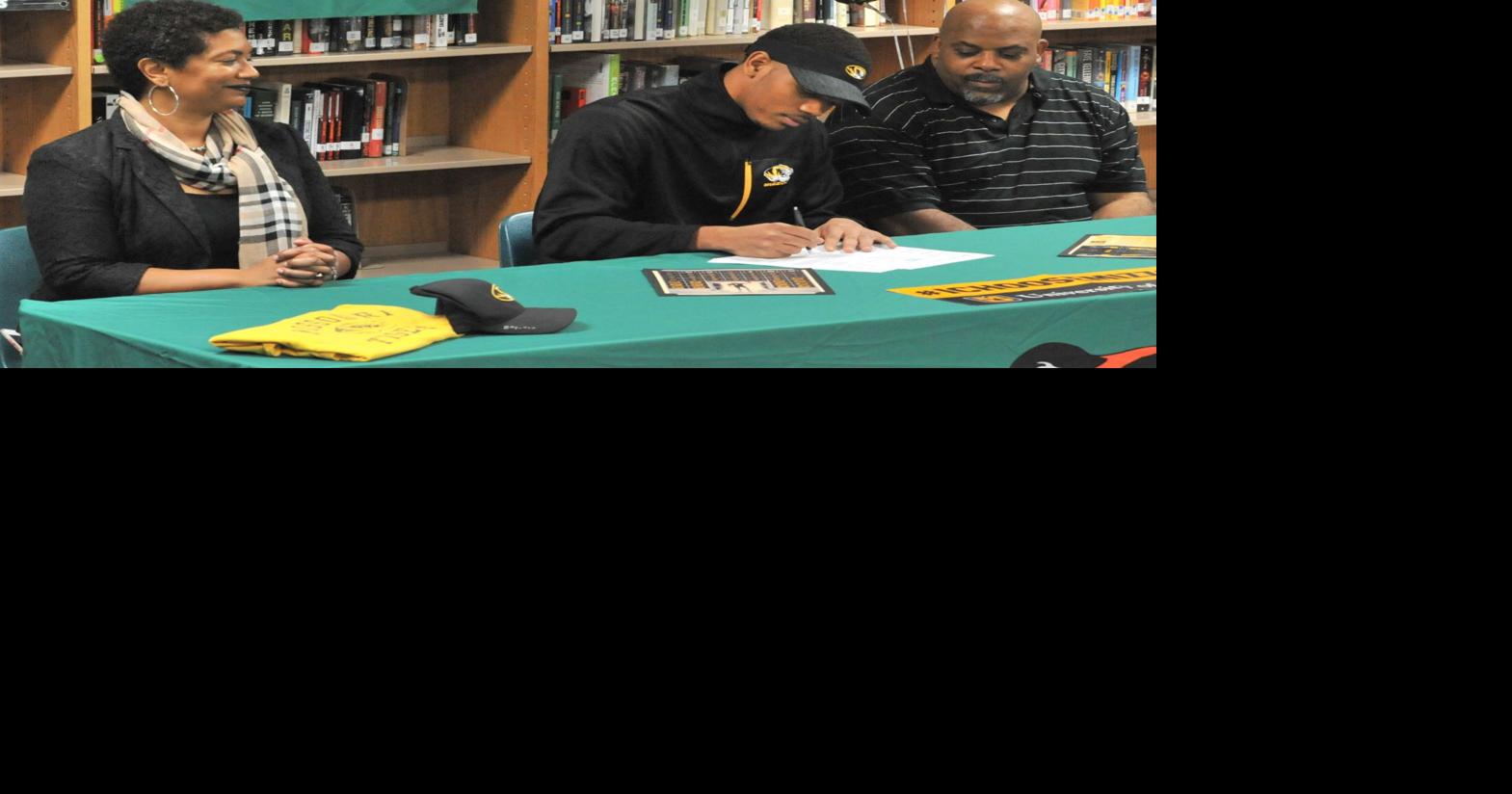 Slidell High football comeback complete with Burdine signing | St ...