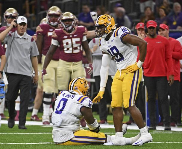 LSU defensive star Maason Smith leaves FSU game after being injured ...