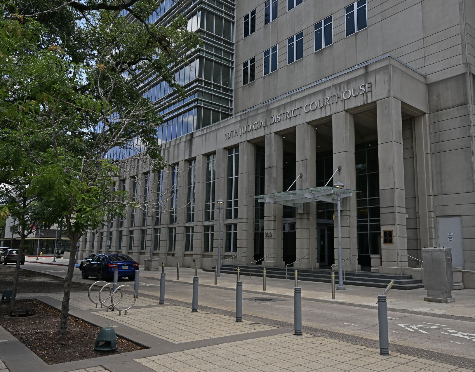 Baton Rouge man on trial for alleged murder of two women | Crime/Police ...
