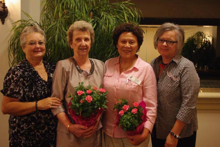 Gonzales Garden Club holds meeting, presents awards | Ascension ...