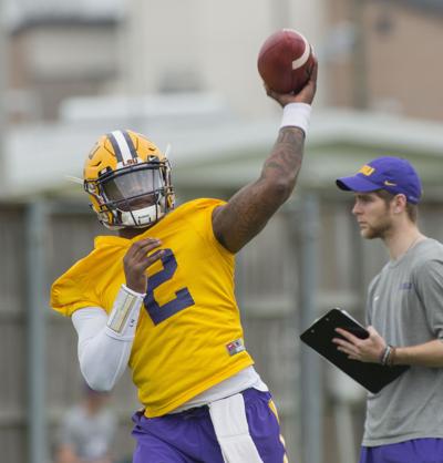 Former LSU QB Lowell Narcisse signs with UTSA on early signing day ...