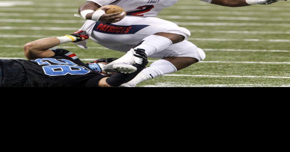 Led by fill-in quarterback De’Jon Harris, Ehret’s offense finally ran ...