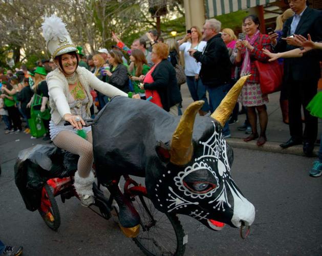 Artist Katrina Brees adds local spin to Mardi Gras throws | News ...