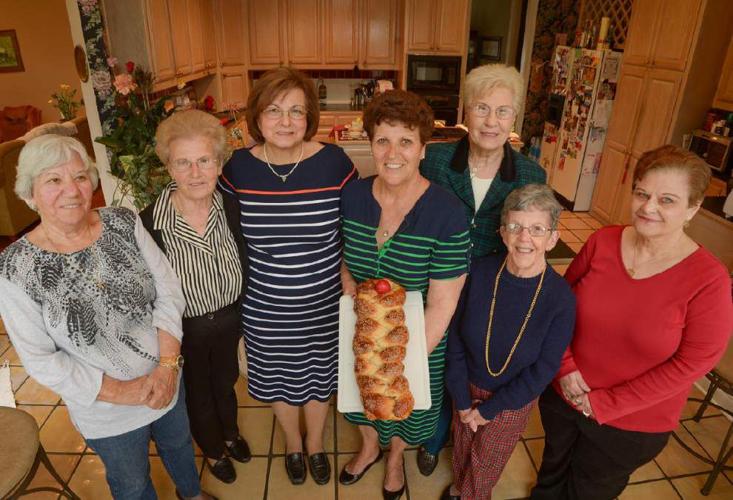 Tsoureki, a traditional sweet bread, to be featured at Greek Festival ...