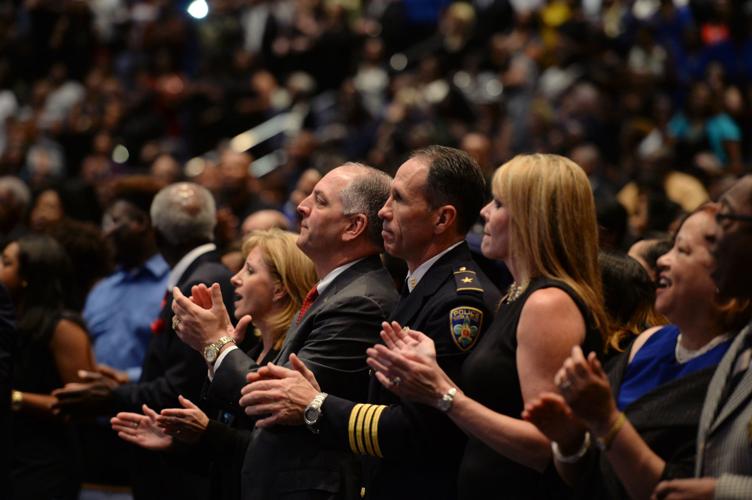 Photos Baton Rouge Community Pays Final Respects To Officer Montrell