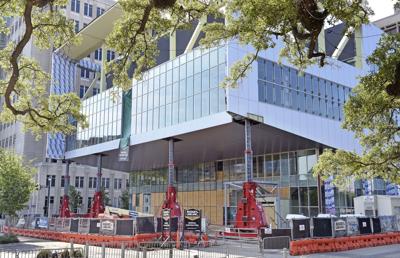 New info: Crews measuring how much River Center Library in Baton Rouge ...