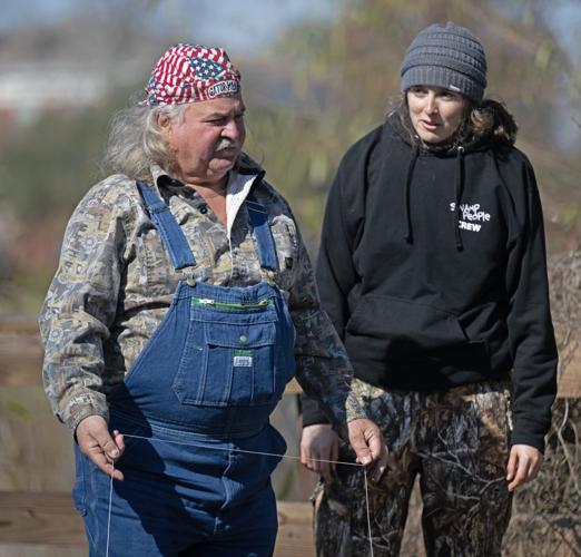 Swamp People castmates host bowfishing class in Baton Rouge ...