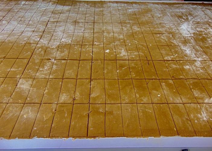 3 Bayou Brothers gingerbread is a Louisiana favorite | Entertainment ...