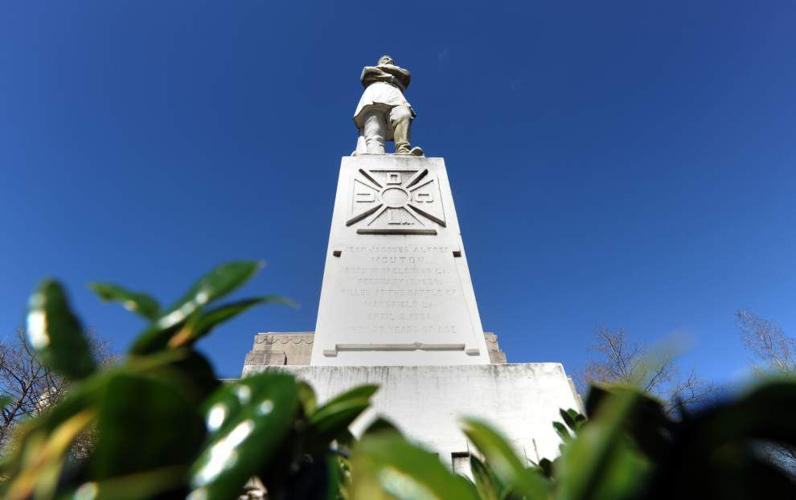Battles lines drawn over statue of Confederate Gen. Alfred Mouton in ...