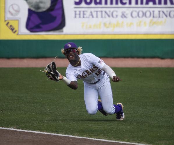 LSU baseball evens series with Arkansas behind Ty Floyd | LSU ...
