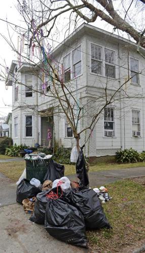 The cleanup begins: City-parish crews, inmates sweep up remains of ...