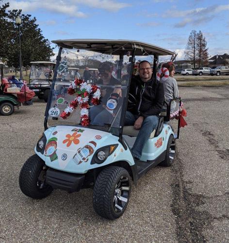 Golf carts carry Christmas cheer to others in Copper Mill | Zachary ...