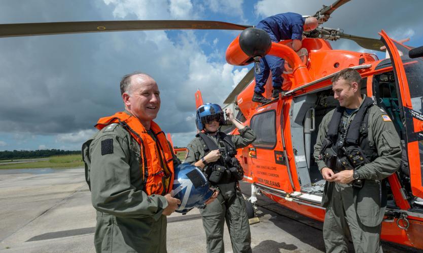 Photos: Rear Adm. David Callahan pilots final flight after 35 years of ...