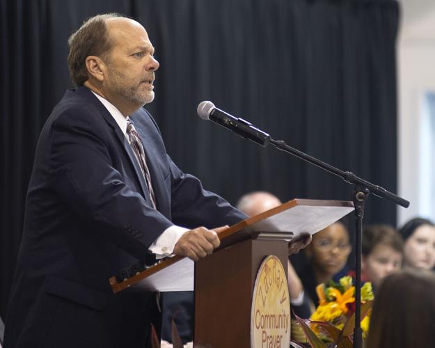 Planners call for improved downtown anchored by municipal complex ...