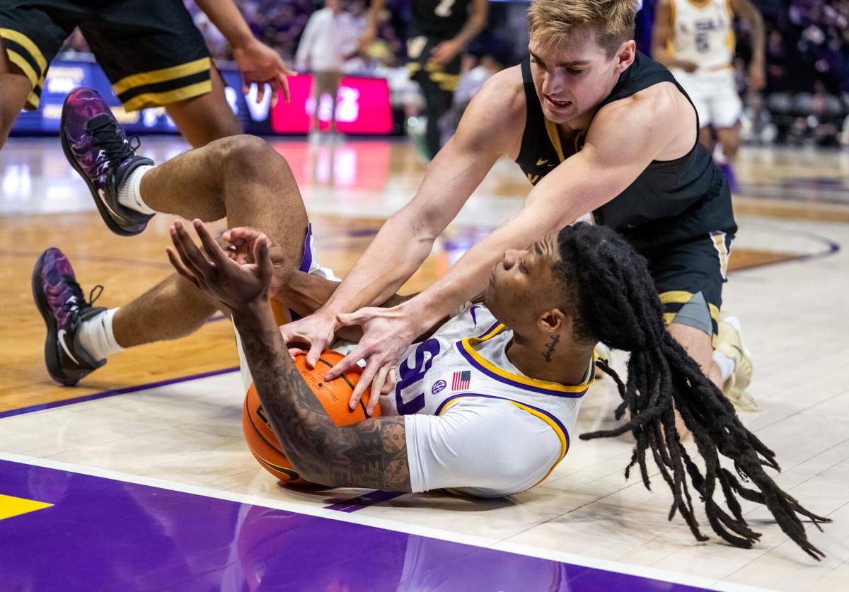 How LSU basketball lost SEC opener to Vanderbilt at home | LSU ...