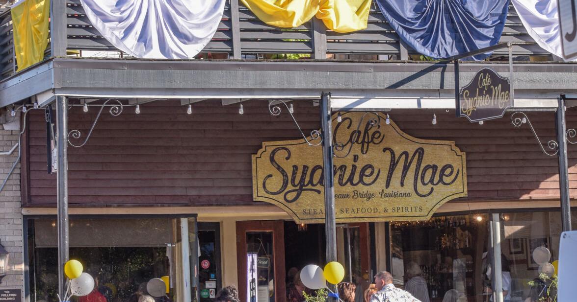 Cafe Sydnie Mae Louisiana dining in Breaux Bridge, LA | Food ...