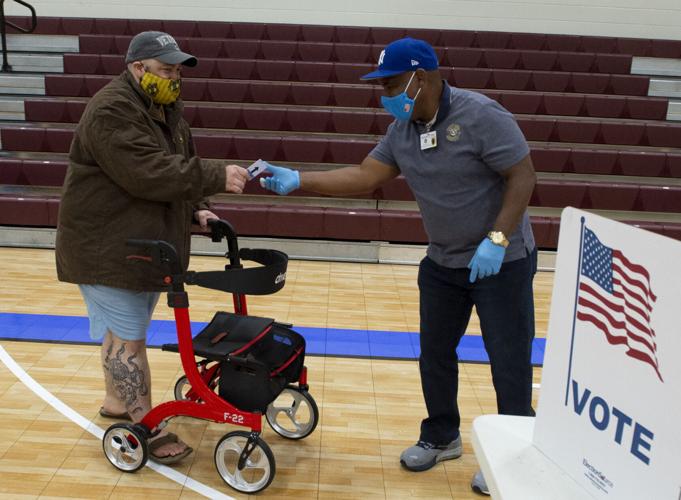 Long lines to vote early reported at three Lafayette Parish early ...