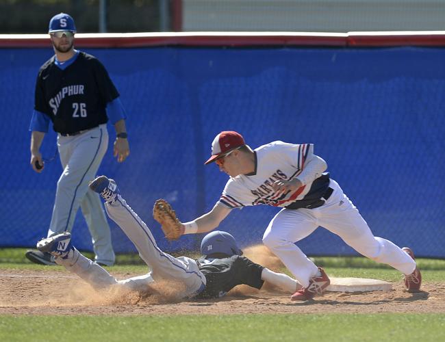 Comeaux baseball's experience, resiliency evident in walk-off district ...