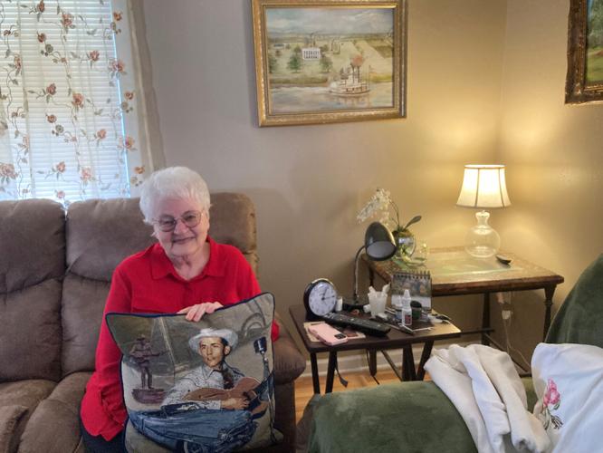 Musician, artist, author Gaynell Moore celebrated Hank Williams ...