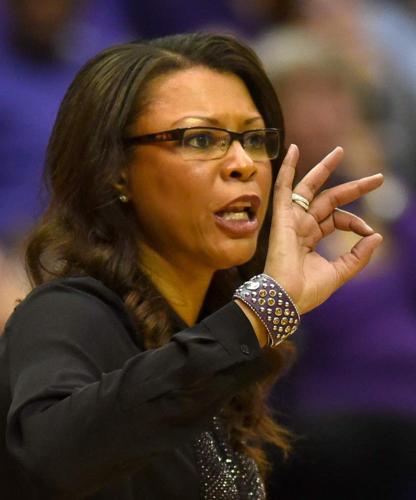 LSU women's basketball coach Nikki Fargas steps down after 10 seasons ...