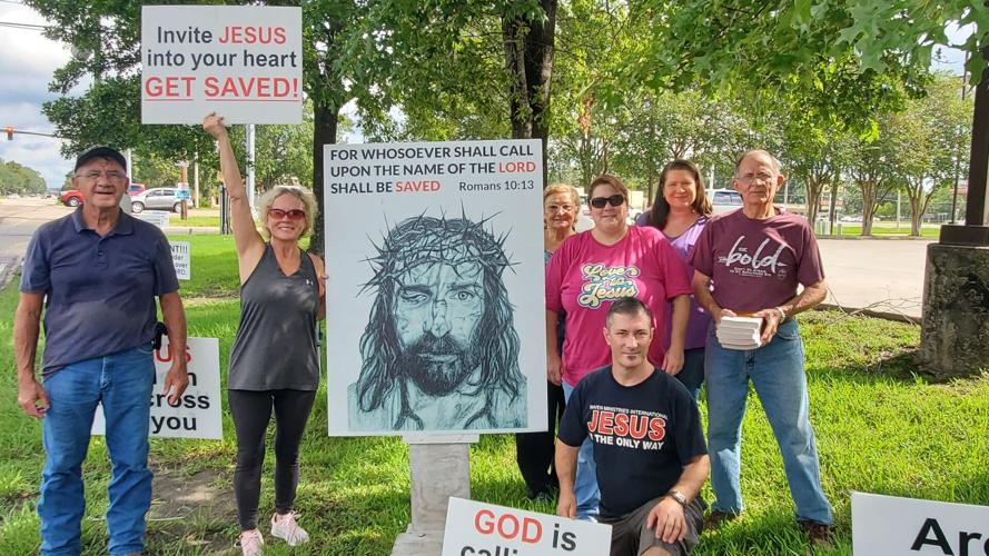 Faith Matters: 'Hell is real.' Ministry hits the streets to share ...